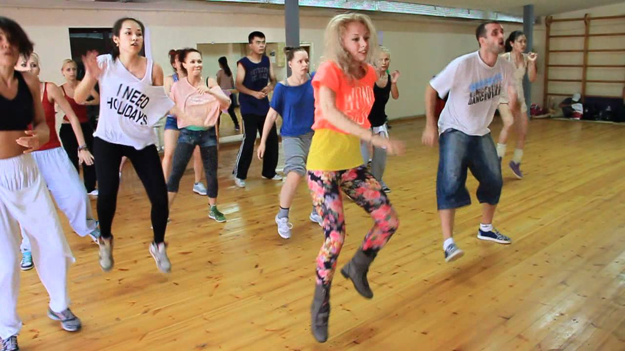 Dancehall Workshop from Elena Fraules - YouTube