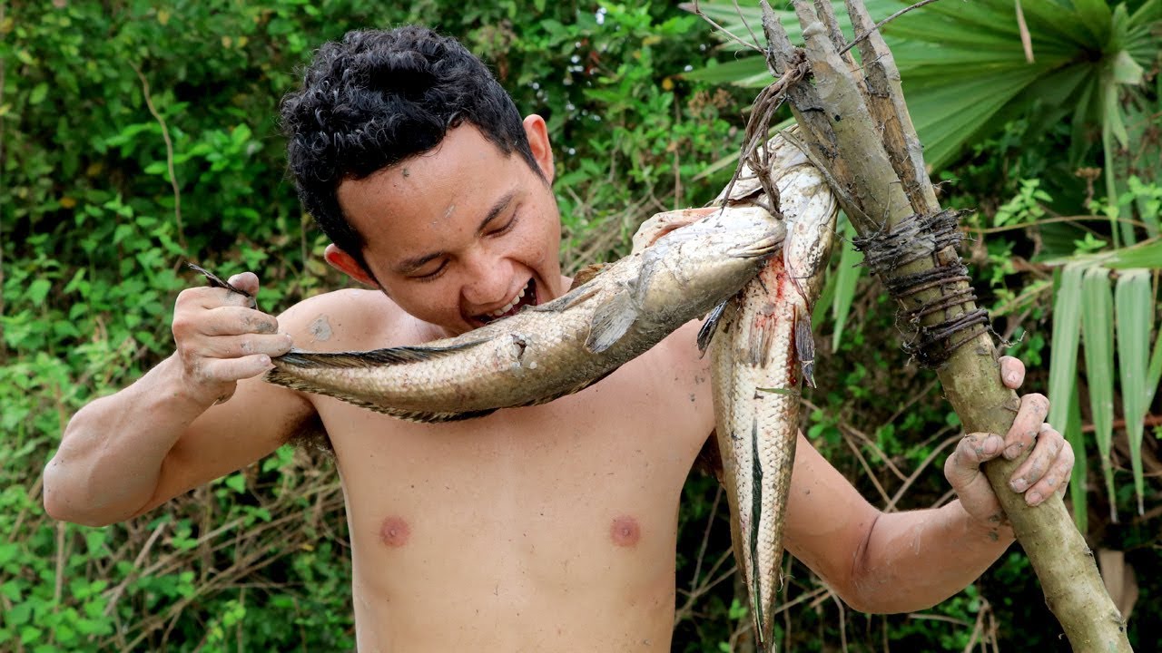 Primitive Technology : Fishing by Bamboo - How to make Tru for Fishing ...