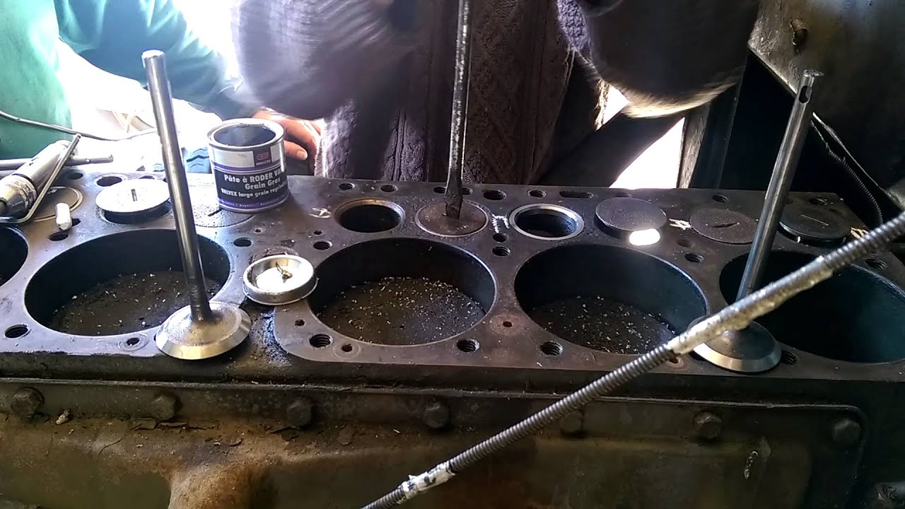Rodage de soupape à main Moteur Hercules RXC - YouTube