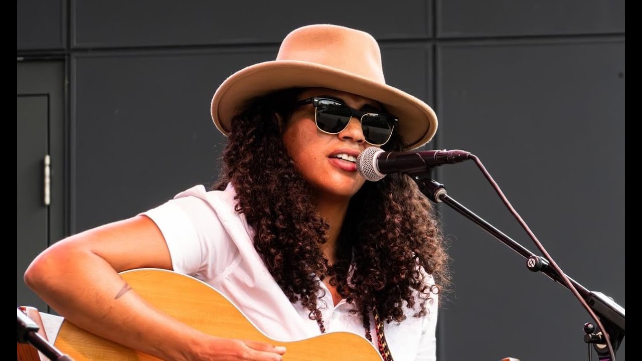 Whitney Mongé LIVE at Salvage Station 2-29-2024 - YouTube