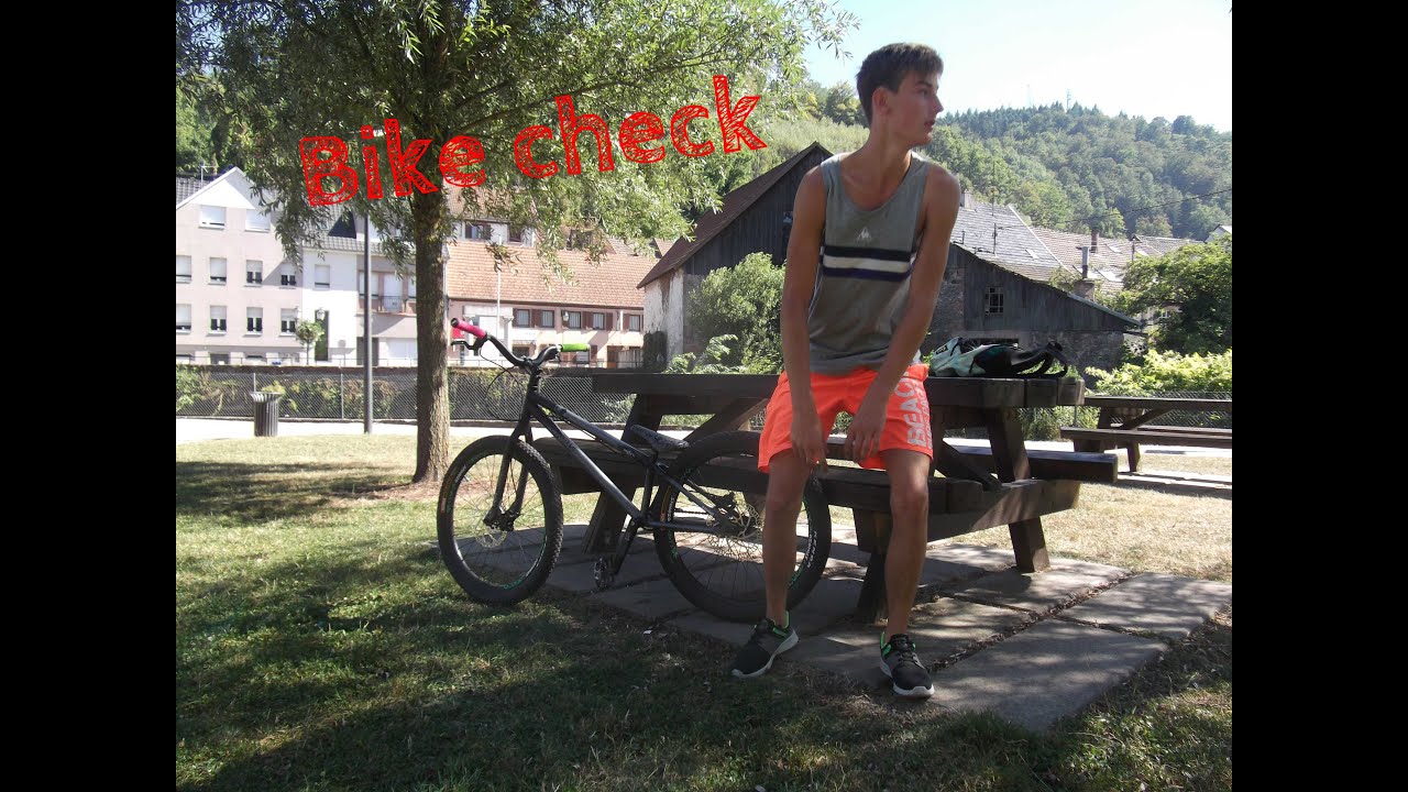 Bike Check street trial -Quentin Masson- - YouTube