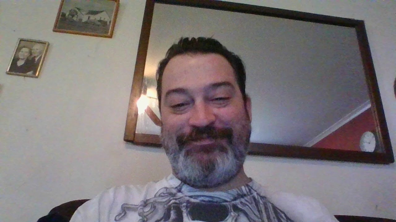 chillin watching ancient aliens - YouTube