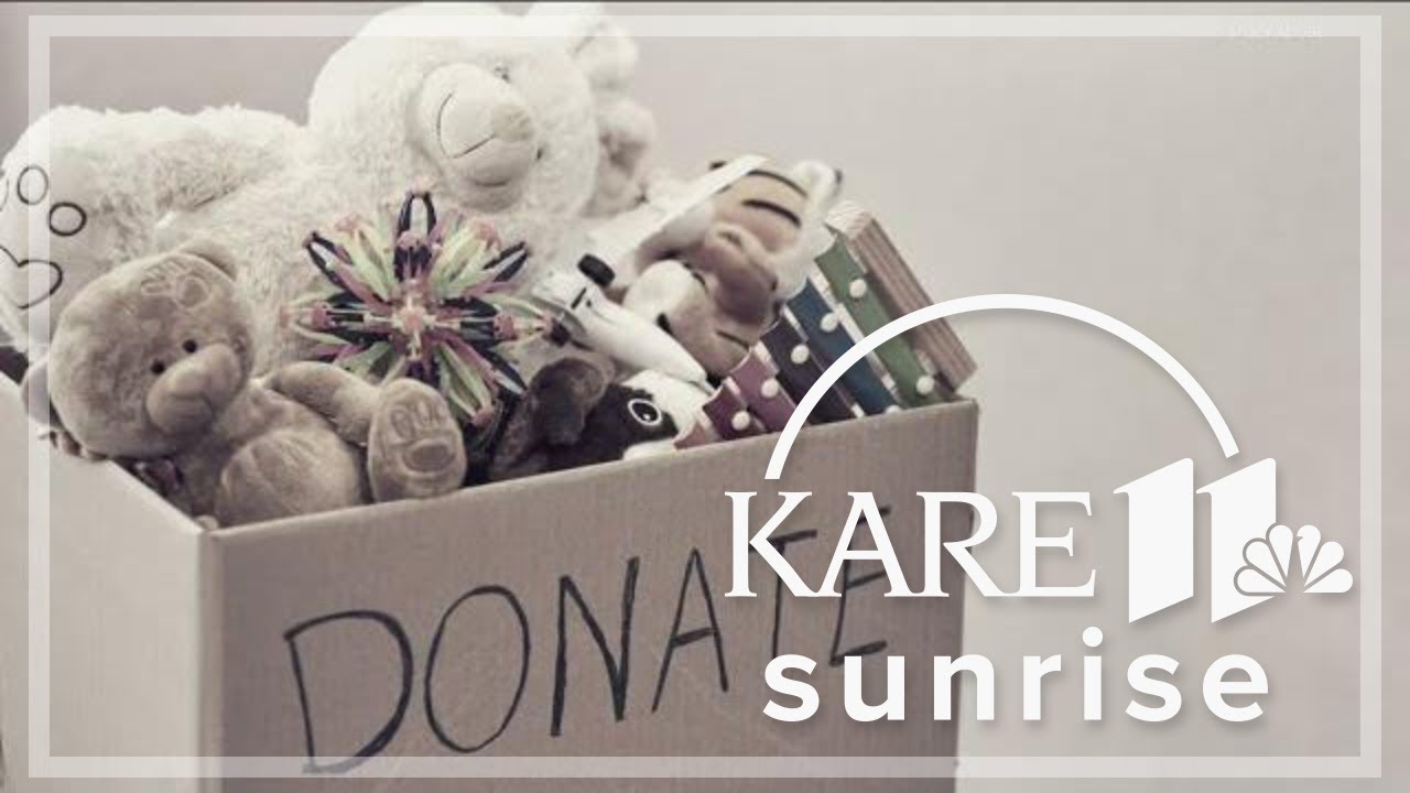 Lessons learned from a 'Clutter-Free Christmas' - YouTube