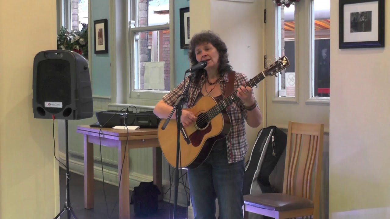 MELTON FOLK TRAIL 2017 DECEMBER Sheila Mosley White Lion - YouTube