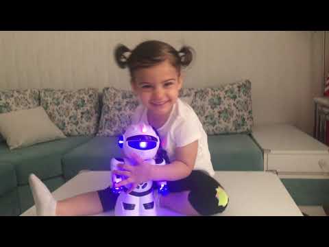 Robotto ve Havin nur kaykaydan kayıp beraber oynadılar fun kid video eğlenceli çocuk videosu