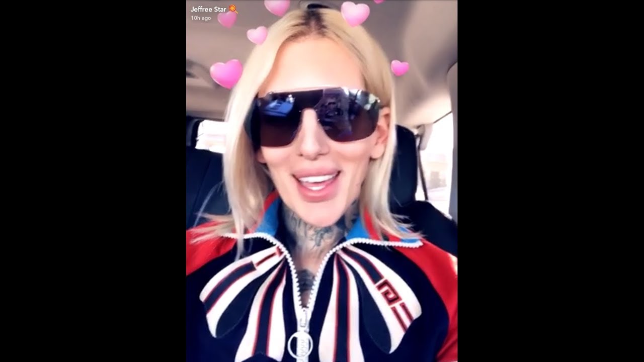 Jeffree Star Plays With His Dogs| SnapChat Story - YouTube