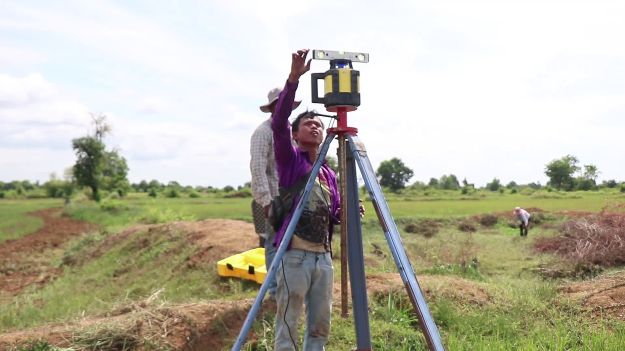 Land Leveling Machine in agriculture - YouTube