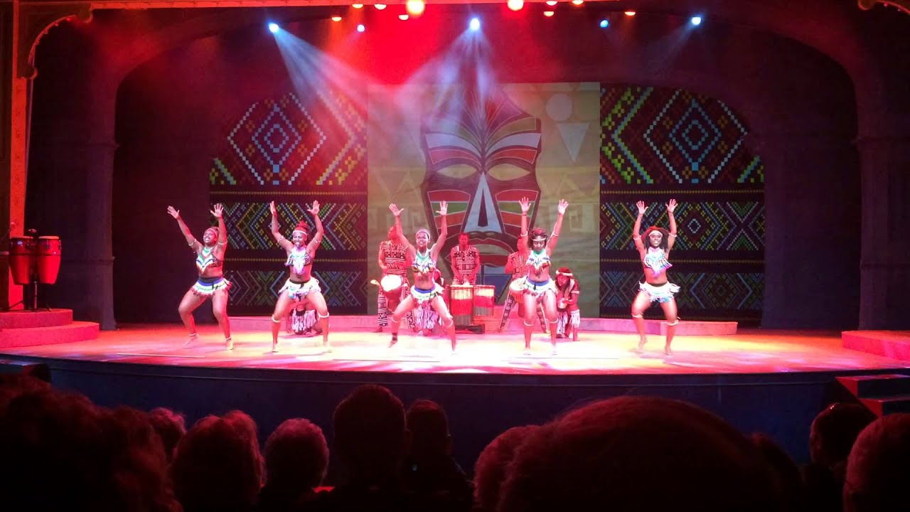 Malena performs Zulu Dance in Cirque Zuma Zuma debut in Branson - YouTube