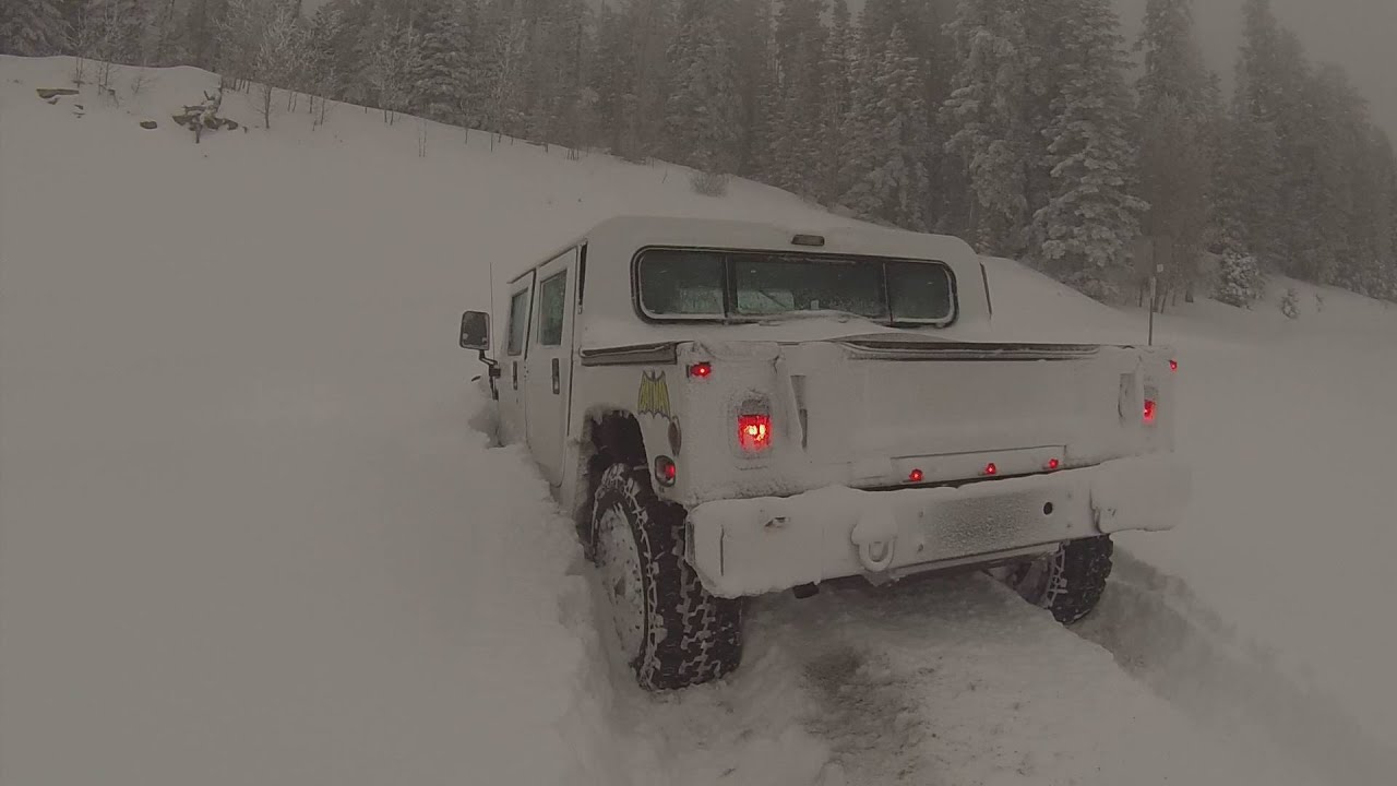 H1 Hummer in the snow Sandia Crest 12/27/2015 - YouTube