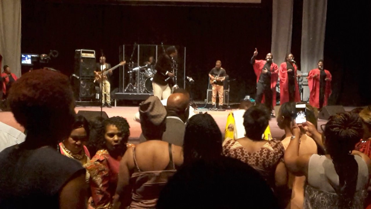 Mkhululi Bhebhe aka Umshini - Live London 2017 - Hakuna Zvinorema ...