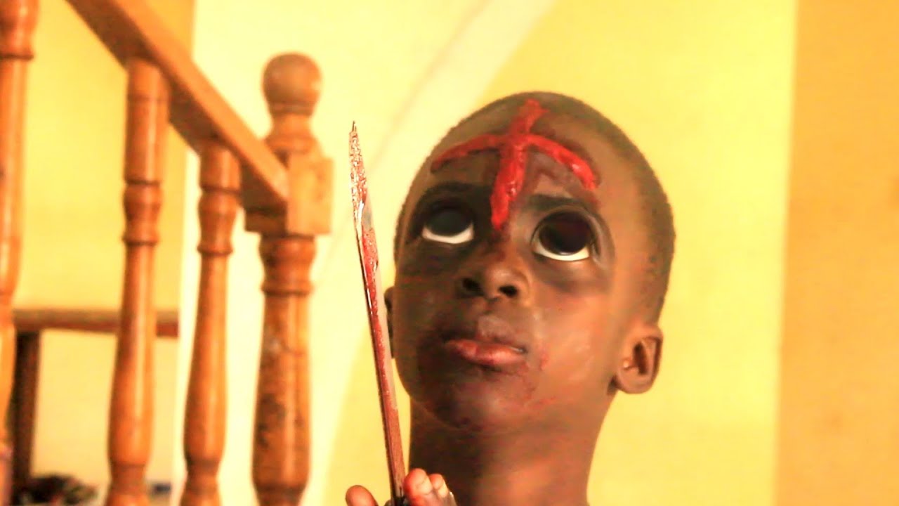 La Maison Hantée (The haunted house) - YouTube