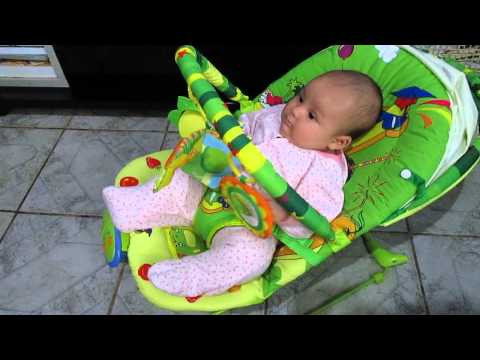 Juju na cadeirinha musical