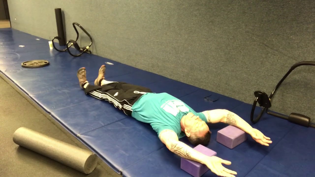 Supine Cross Crawl - YouTube