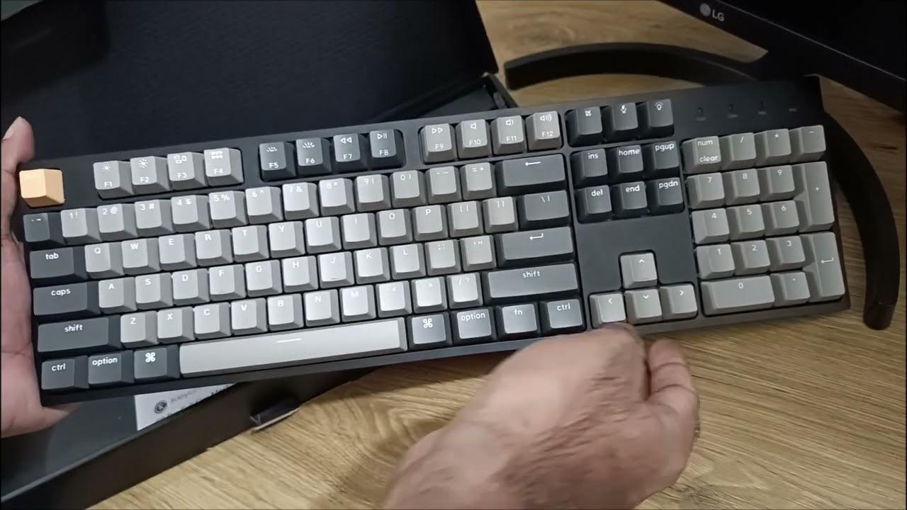 01. Keychron C2 Pro Wired Mechanical Keyboard Unboxing - YouTube