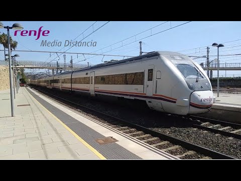 Renfe MD 449 Tortosa - Barcelona sortint de l'estació de Tarragona (7-4 ...