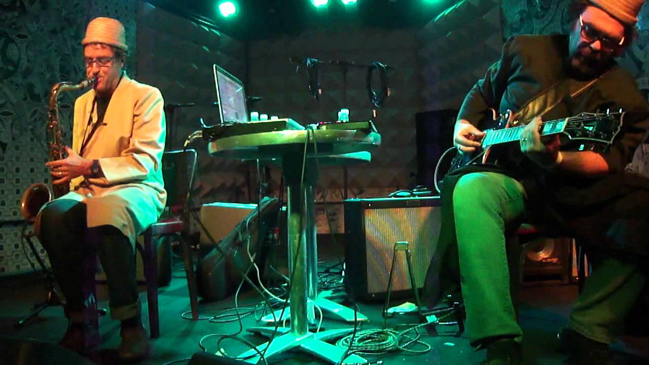 Os Mulheres Negras - "Fumo ao Circo" (Studio RJ) - YouTube