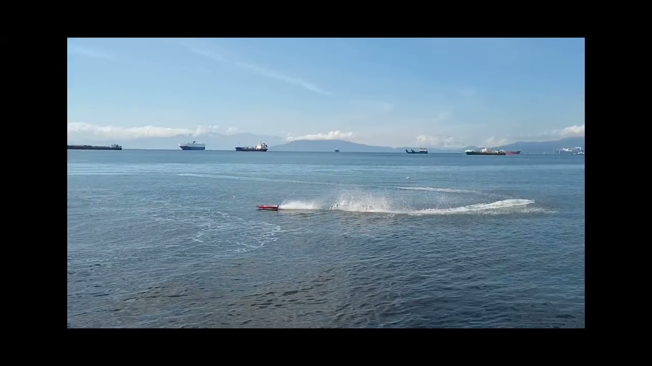 RC Boat Mania Home made Annihilator - YouTube