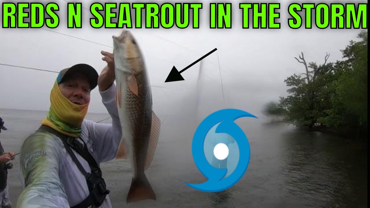 HOW TO FIND THE REDFISH AND TROUT BITE DURING A STORM !!! - YouTube