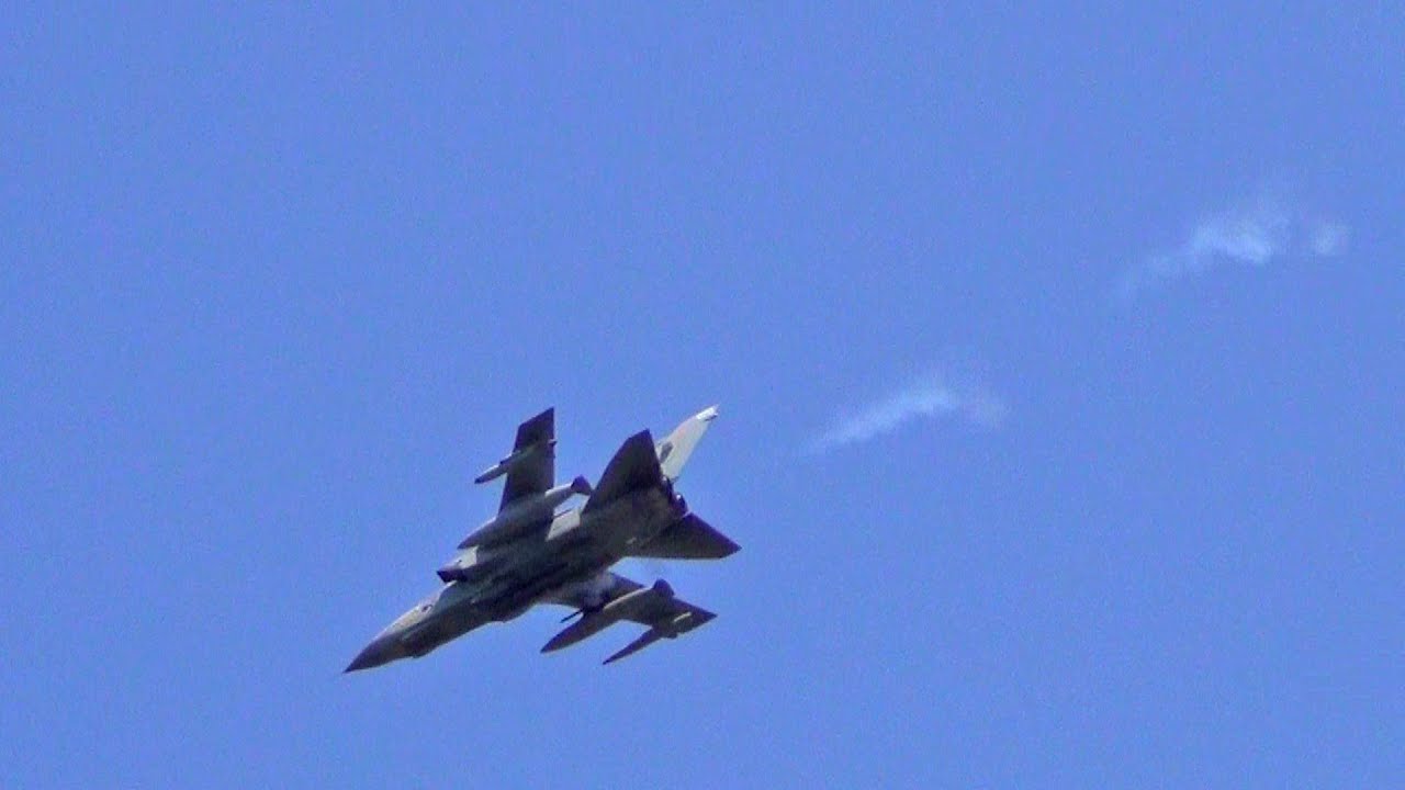 Great Sounding Tornado Jets Firing The Mauser Cannon. - YouTube
