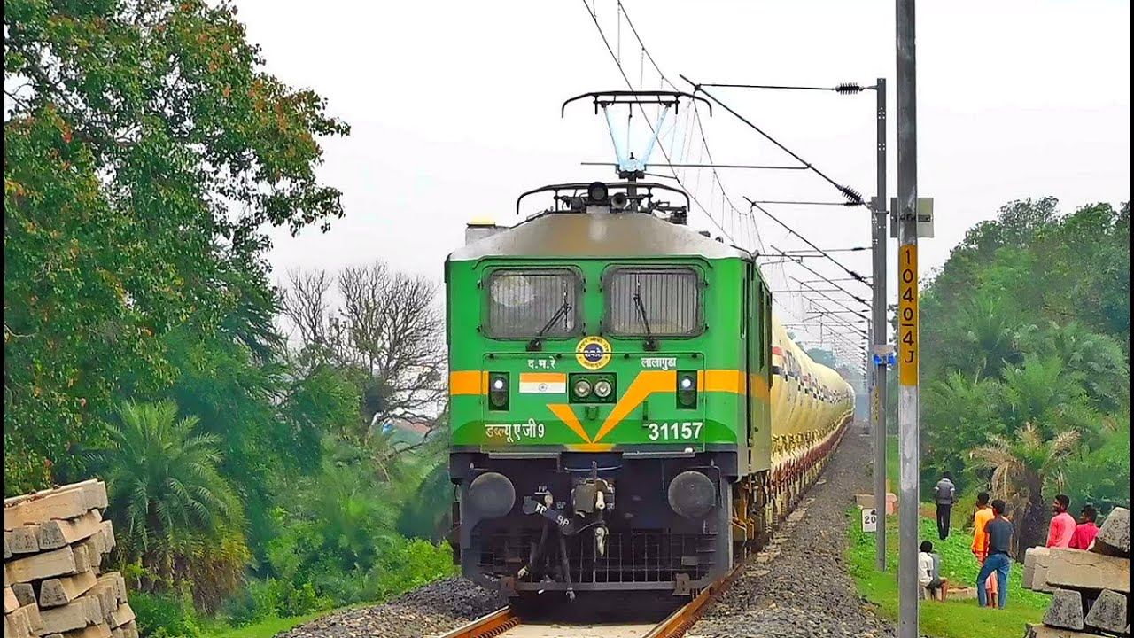 Rarest Capture | BTAP Fly-ash Rake going through Balaghat City Outer ...