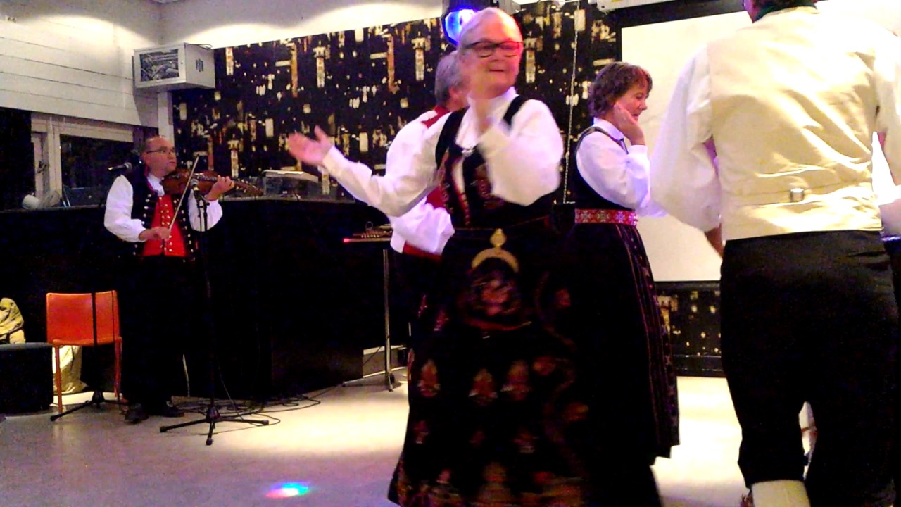 Norwegian Dance (Strilaringen) Bergen - Norway - YouTube