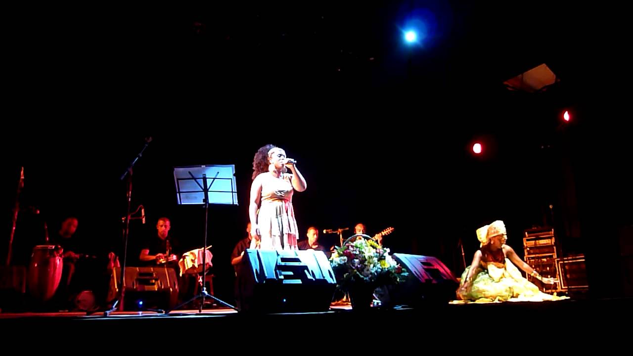 Grazzi Brasil (10/2012) 1 - YouTube