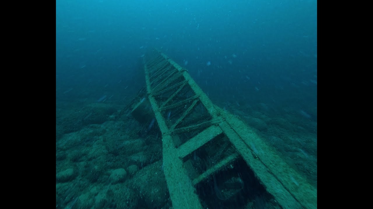 Underwater Construction Crane Off Drummond Island, Michigan / Diving ...
