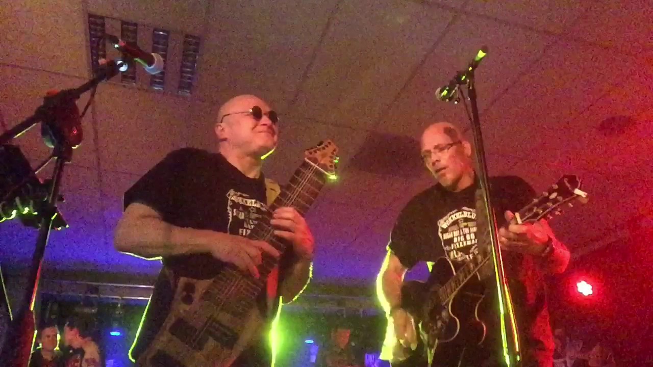 STHa 18strings Wokkelblues 15-4-2017 Ron Baggerman Rob Hendrikse - YouTube