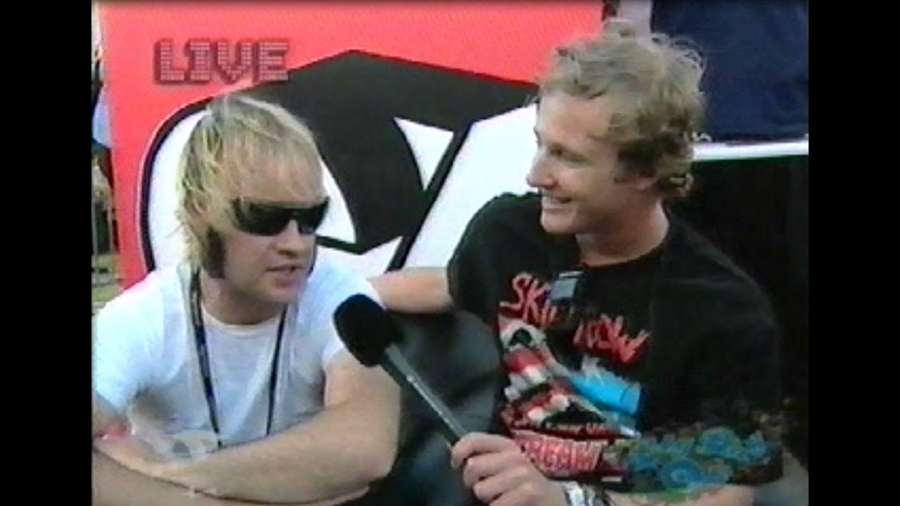 The D4 interview at the Big Day Out 2005 - YouTube