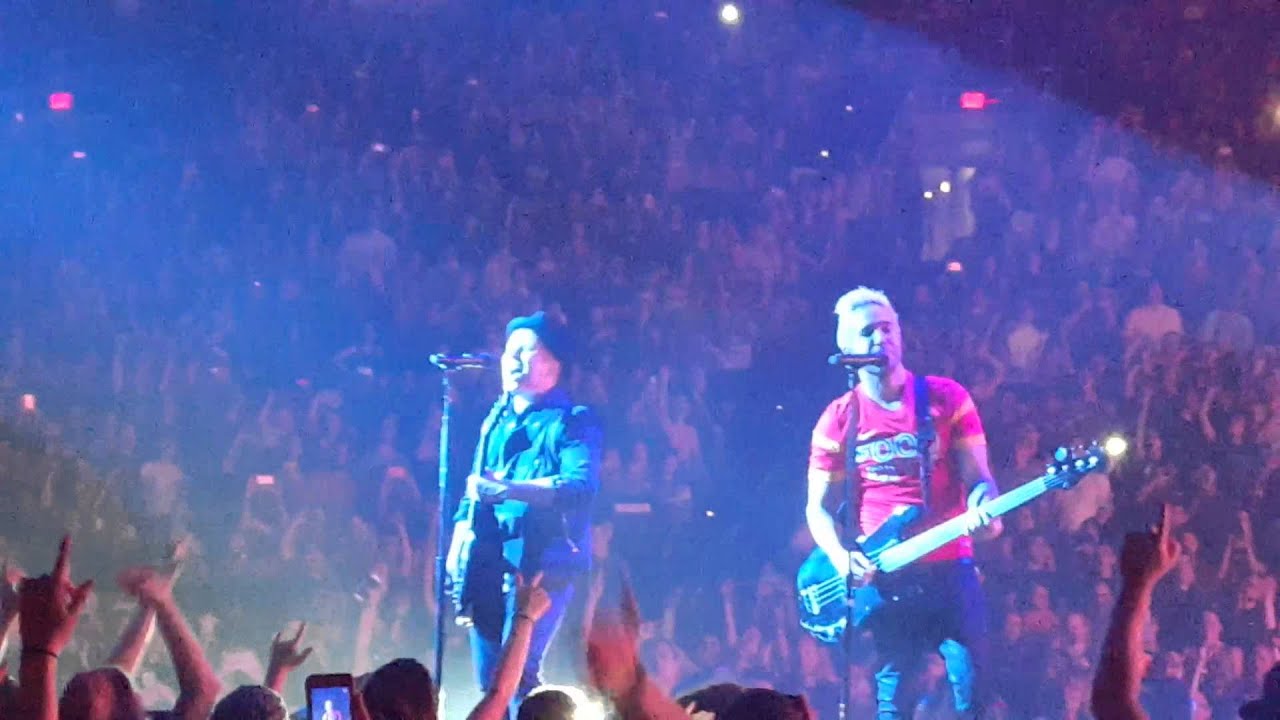 Fall Out Boy Phoenix AZ Wintour Is Coming 08 - YouTube