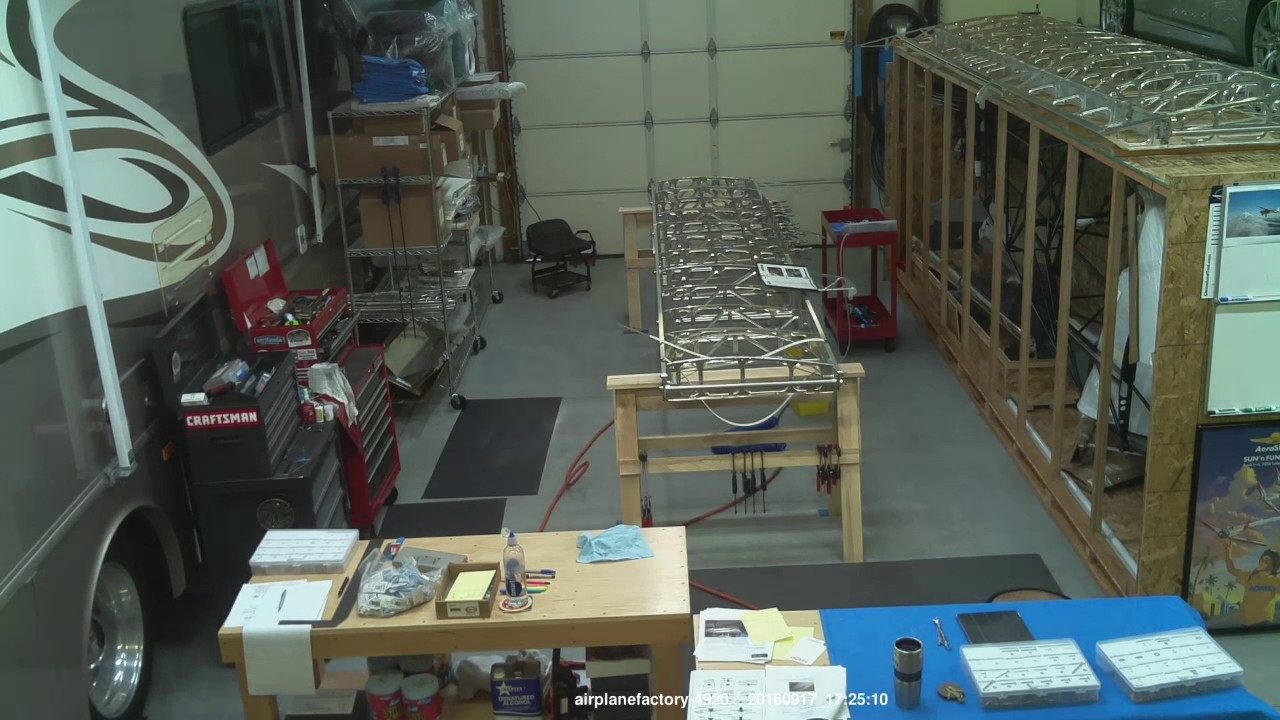 Time Lapse Carbon Cub Wing Buid - YouTube