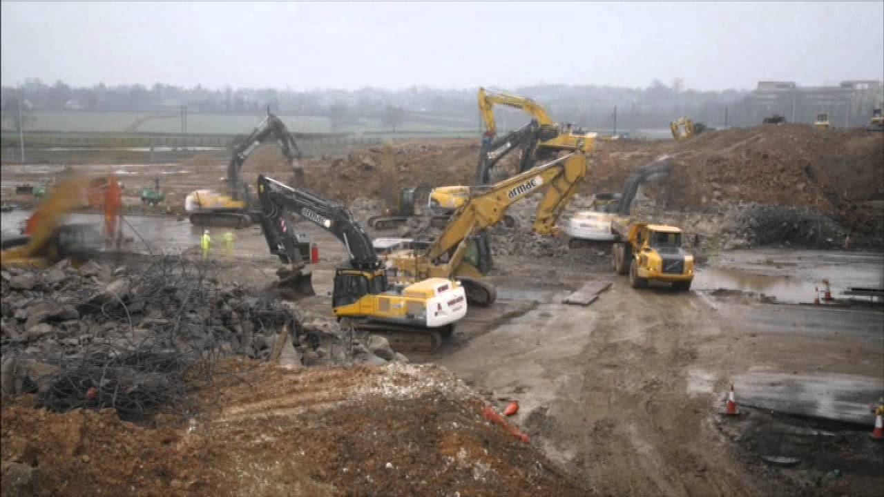 M1, Jct. 6a-10 Widening - Slip End Bridge Demolition Time Lapse - YouTube