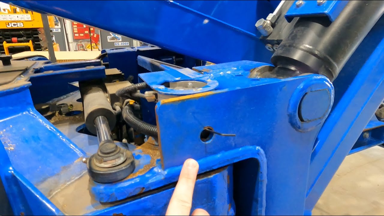 CTE Traccess 230-75 Outrigger Swing Sensor Reset - WellBuilt Equipment