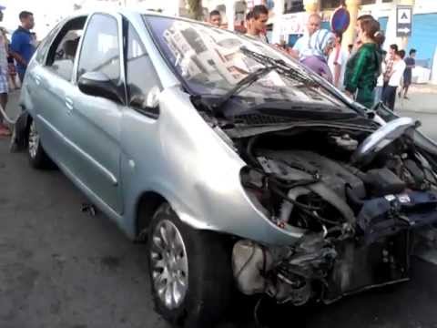 citroën picasso Crash in martil 140Km/h at 05:30 - YouTube