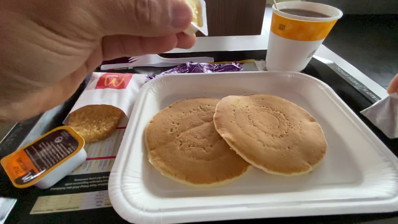 McDonald hotcakes 麥當勞鬆餅 - YouTube