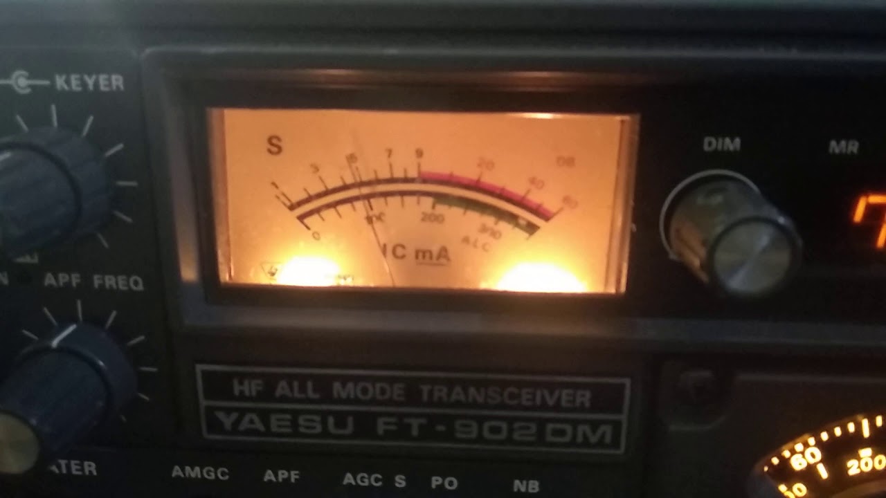 New entry Yaesu FT 902 DM meraviglia! 20 kg di radio, un carrarmato 😉 ...