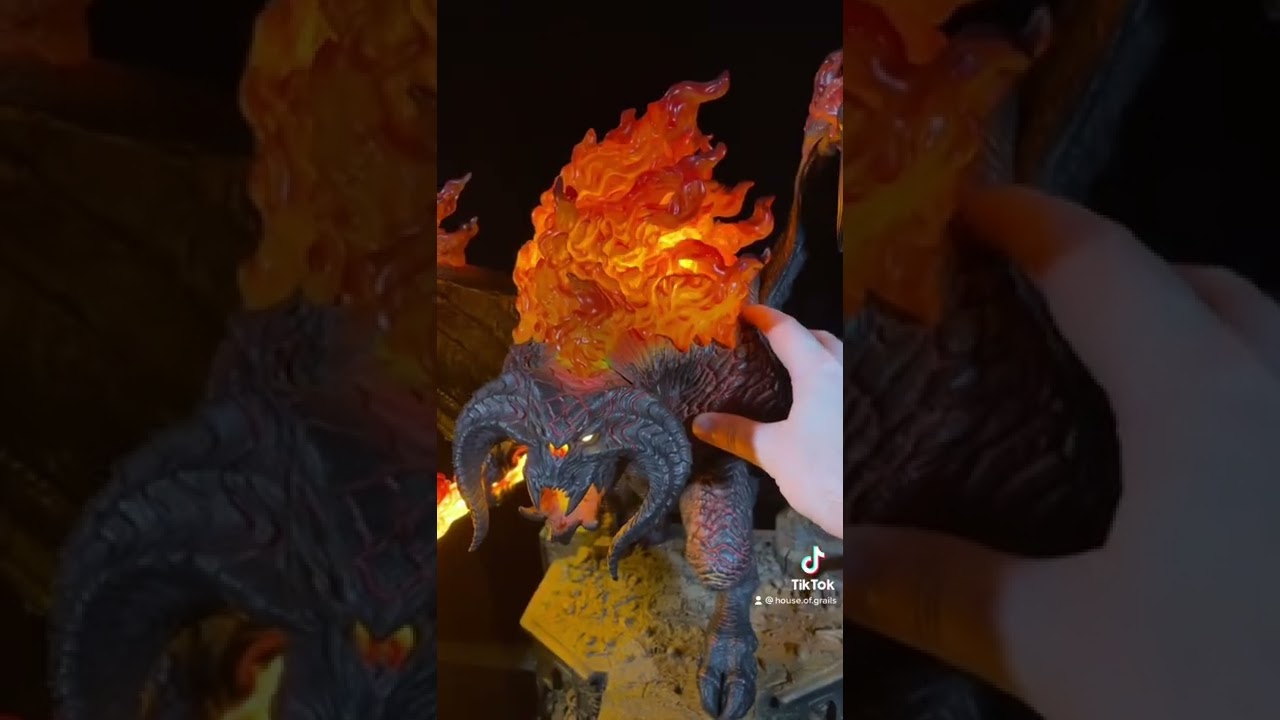 Prime 1 Balrog vs Gandalf - YouTube