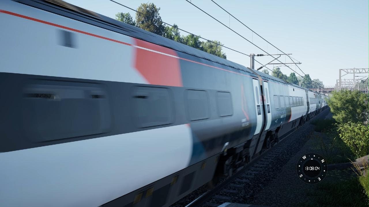 Tsw 5 Class 390 leaving Milton Keynes 350 arriving. - YouTube