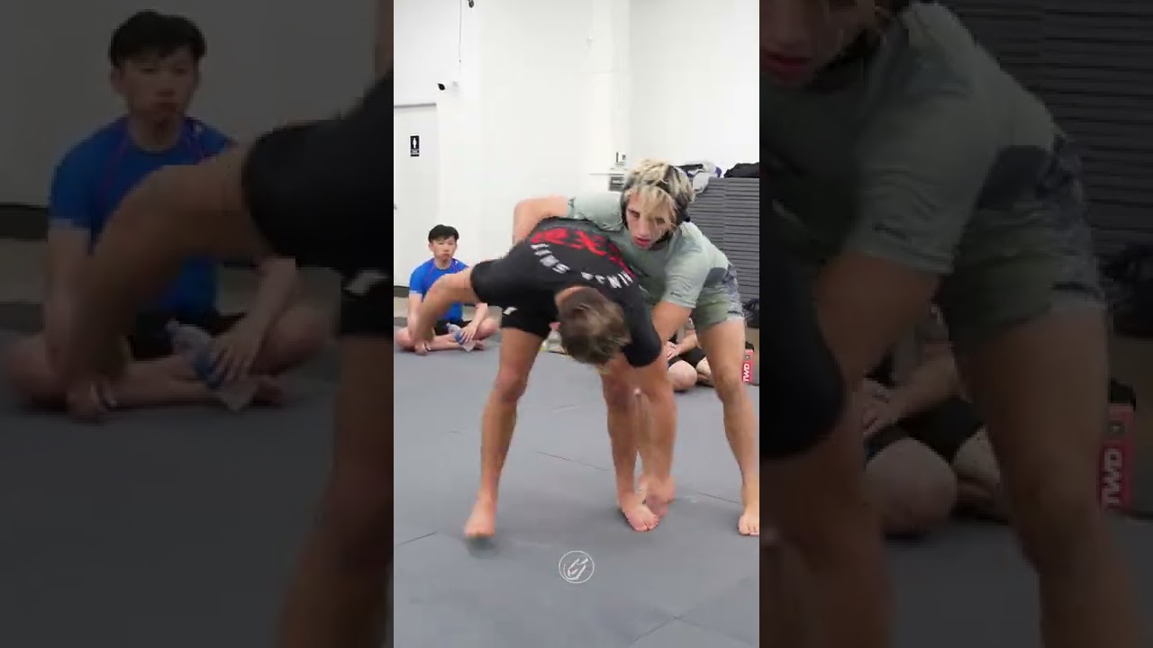 Escape x Jay Rod & Jozef Chen 🥋 | B-Team Jiu Jitsu - YouTube