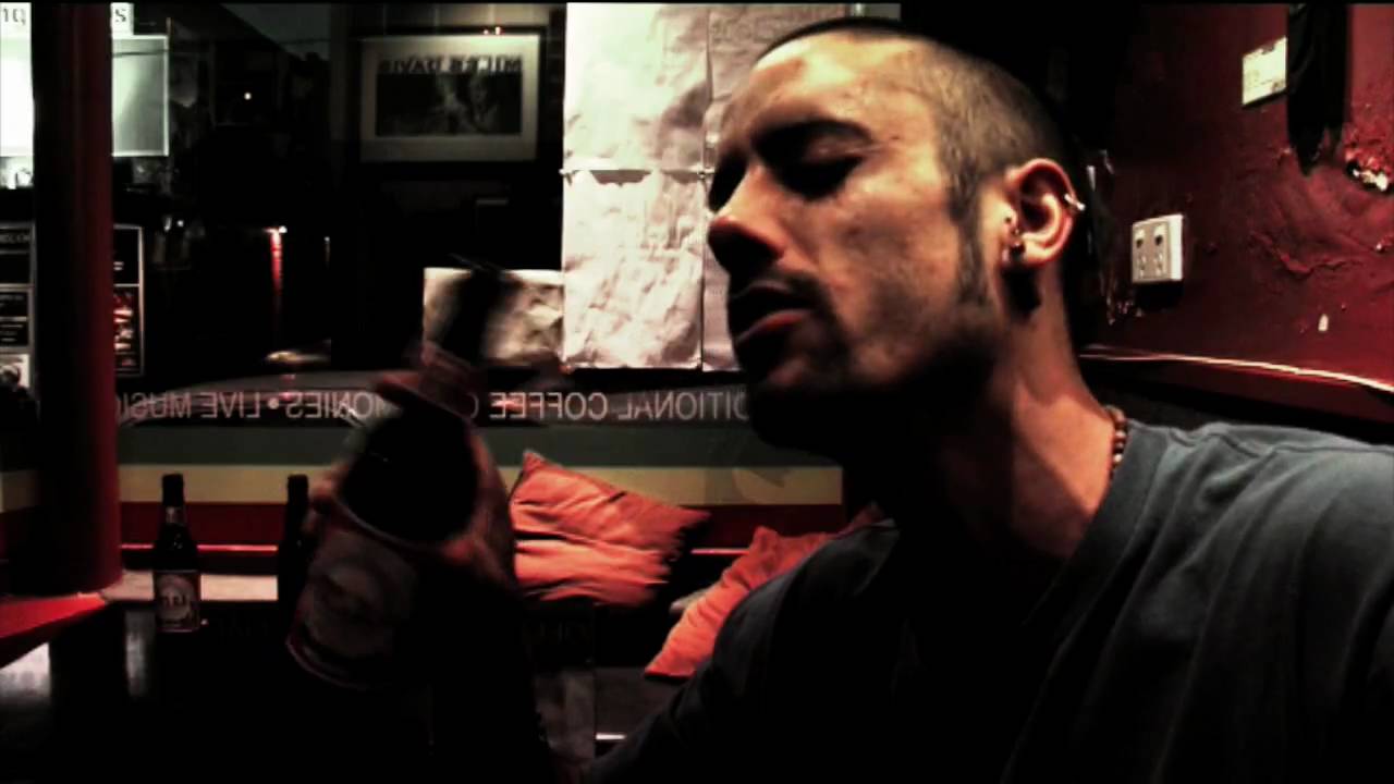 dashen beer comercial at the horn in melbourne Australia - YouTube