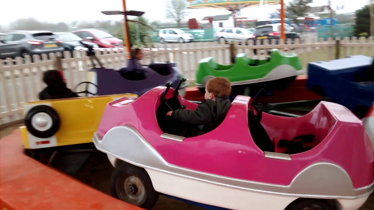 Car ride at Butlins - YouTube