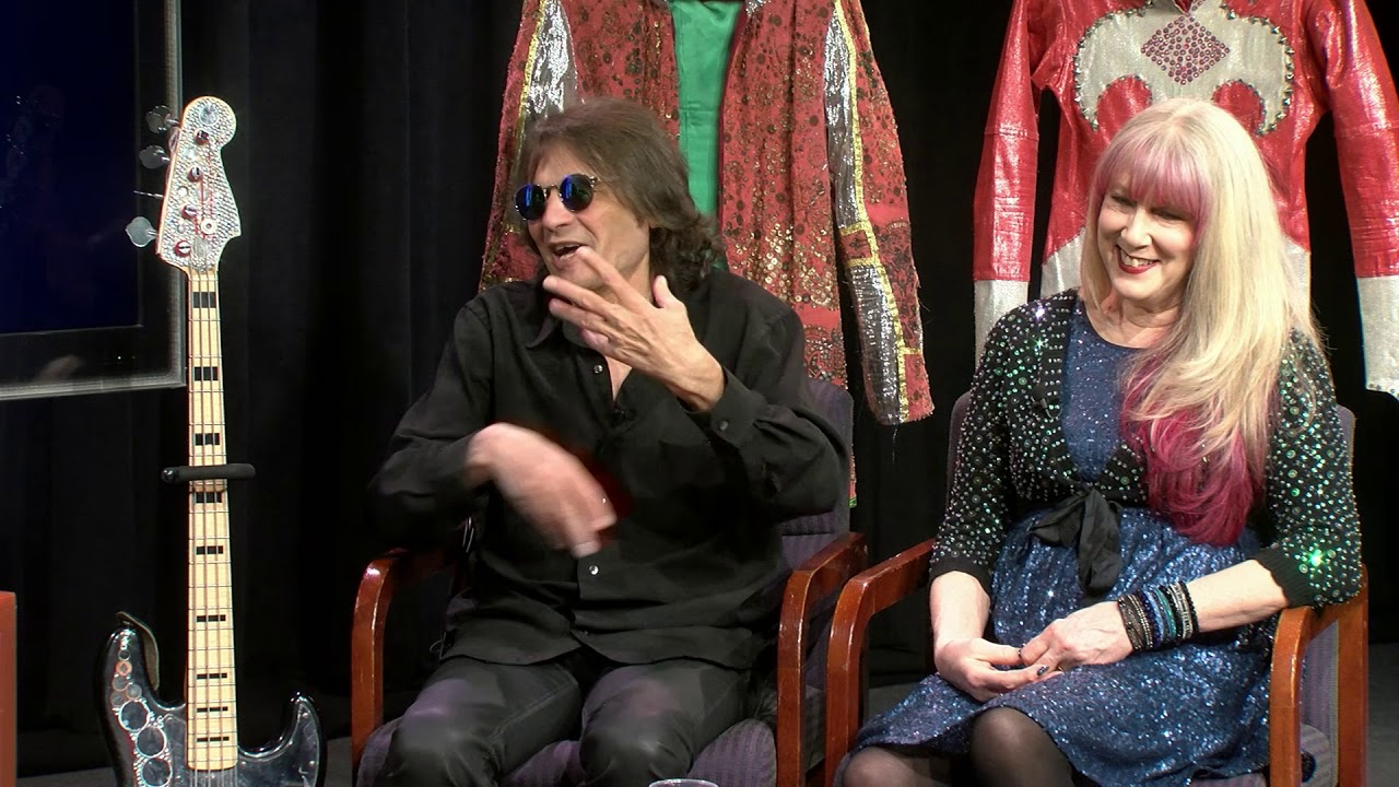 Studio 411 - E050 - Dennis Dunaway and Cindy Smith Dunaway - YouTube