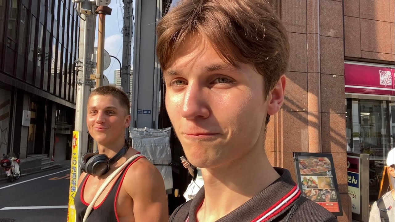 Two Weirdos Amazed by Tokyo - YouTube