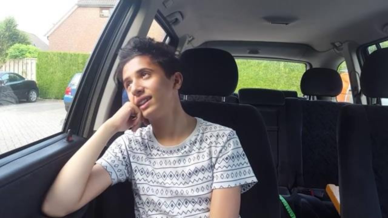 عباده خير الدين / جيل ال 2017 والـ 2025 / Obada Sykh - YouTube