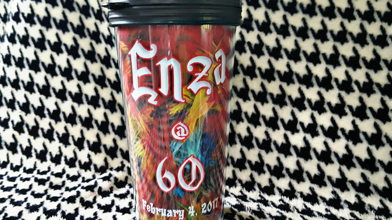 DIY TUMBLER PHOTO INSERT - YouTube