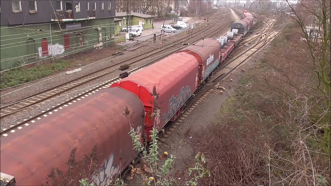 DB Railion long cargo train in german steel county - YouTube