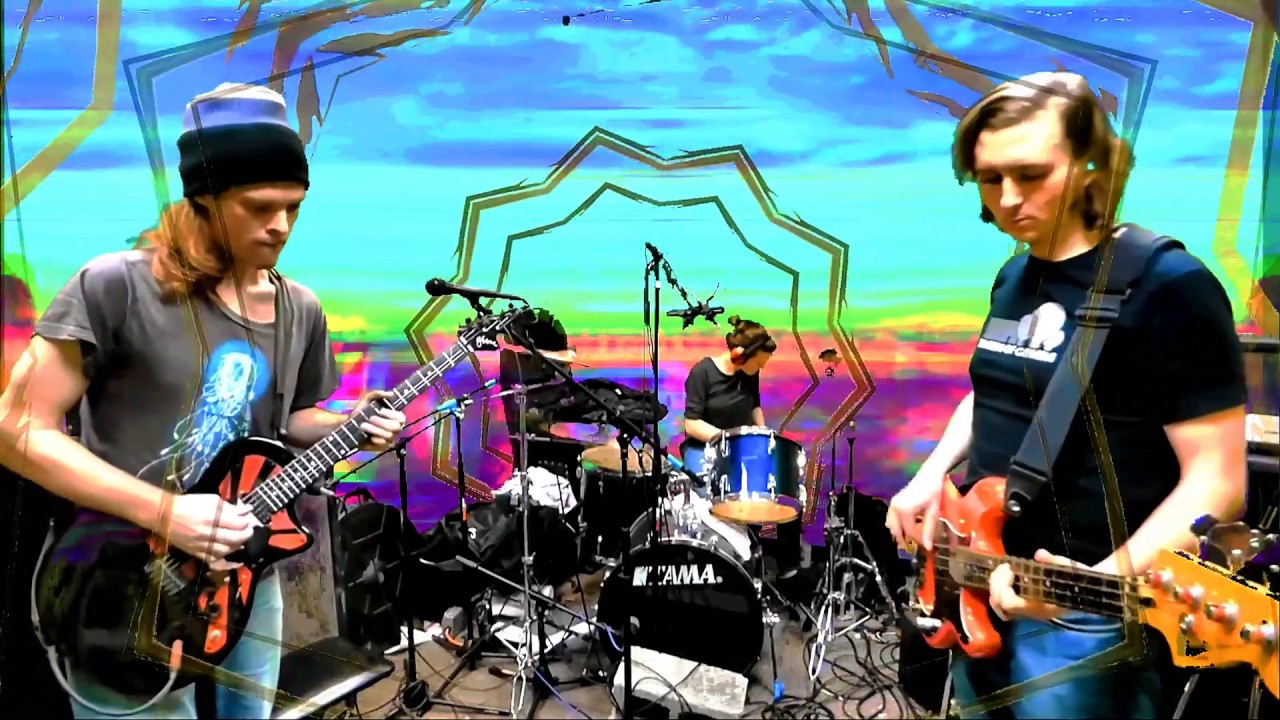 Interstellar Prismatic Engine Jam - YouTube