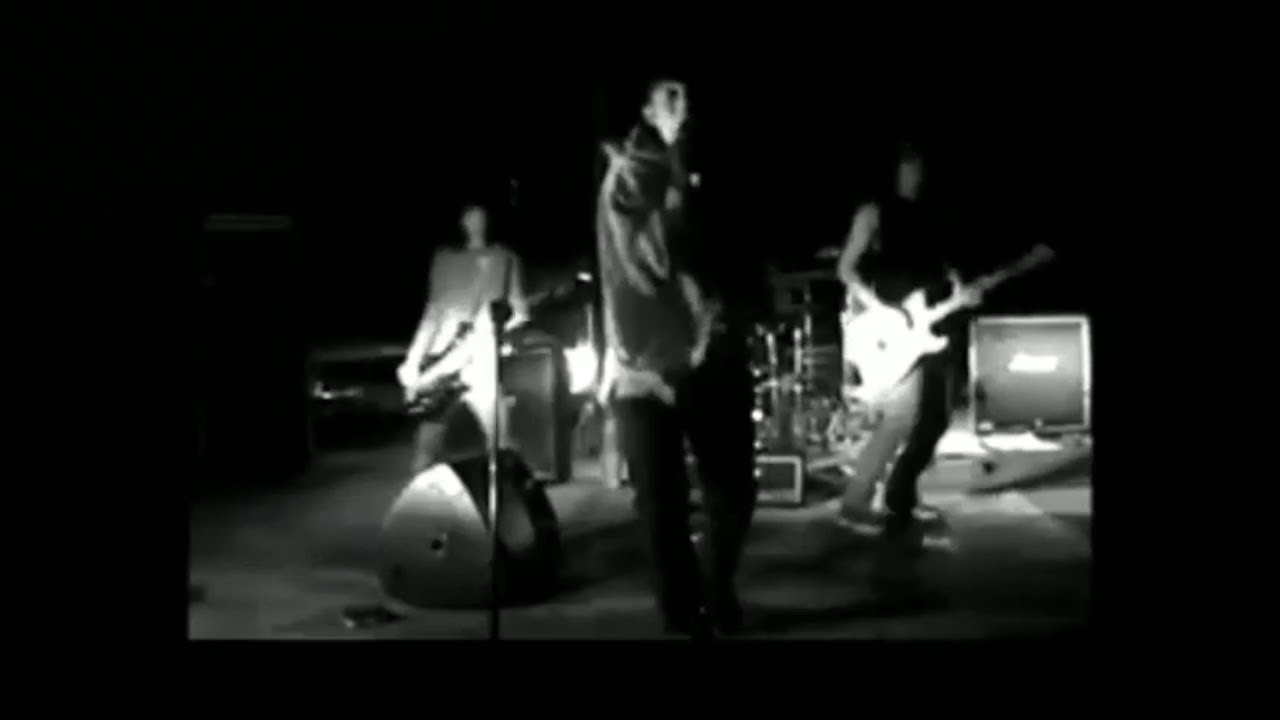 Chuck Kiss - Battle (Official Video Clip) - YouTube