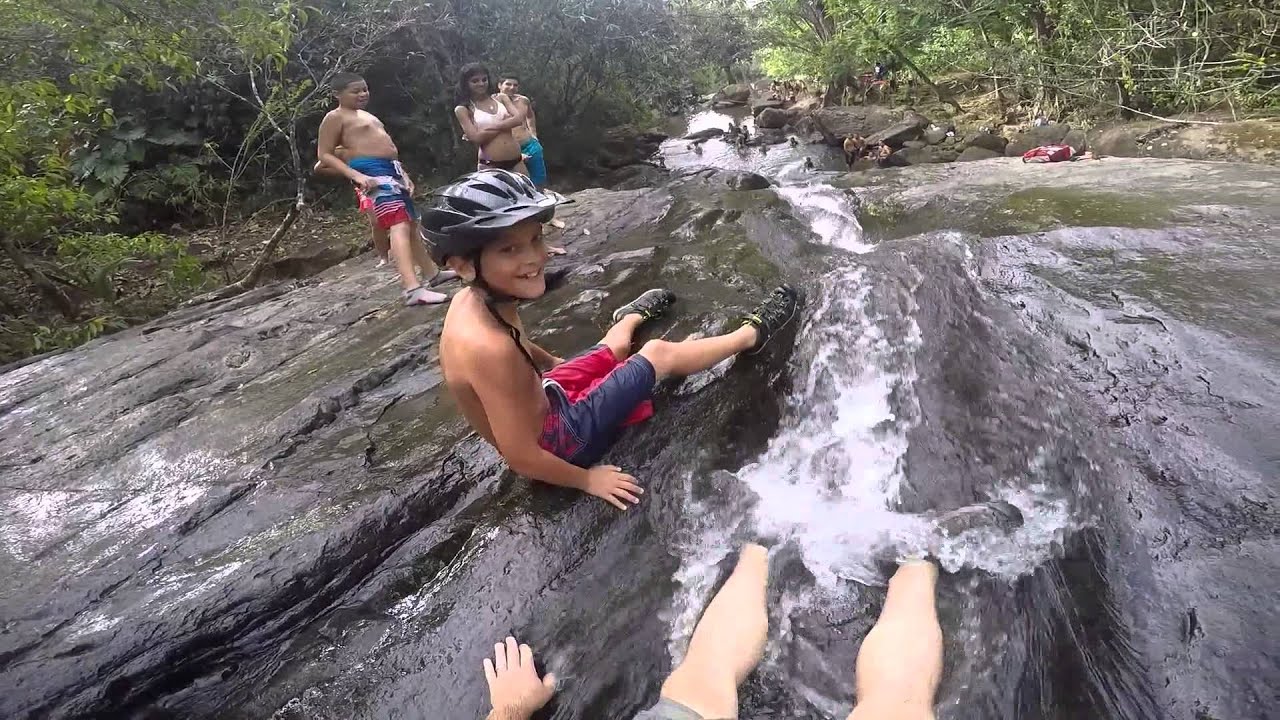 Las Paylas Natural Water Slide in Luquillo - YouTube