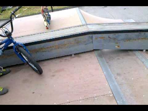 New ro skate park 4 board jump - YouTube